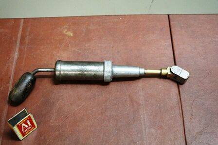 Vintage TECALEMIT Grease Gun. | XXXX Antique Complex