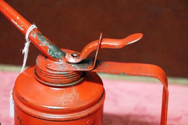 Vintage Wesco Thumb Pump Oiler with original Decal. | XXXX Antique Complex